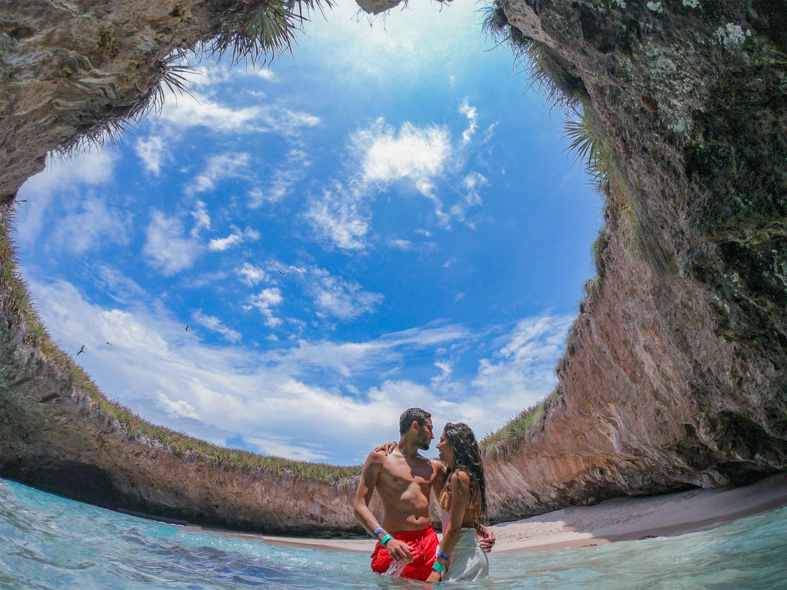 ¿Qué necesitas saber sobre las Islas Marietas? - Mike's Fishing & Tours